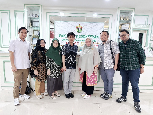 FK Unhas Hadirkan Prof Yukio Mikami Kuliah Tamu Bahasa Sistem ...